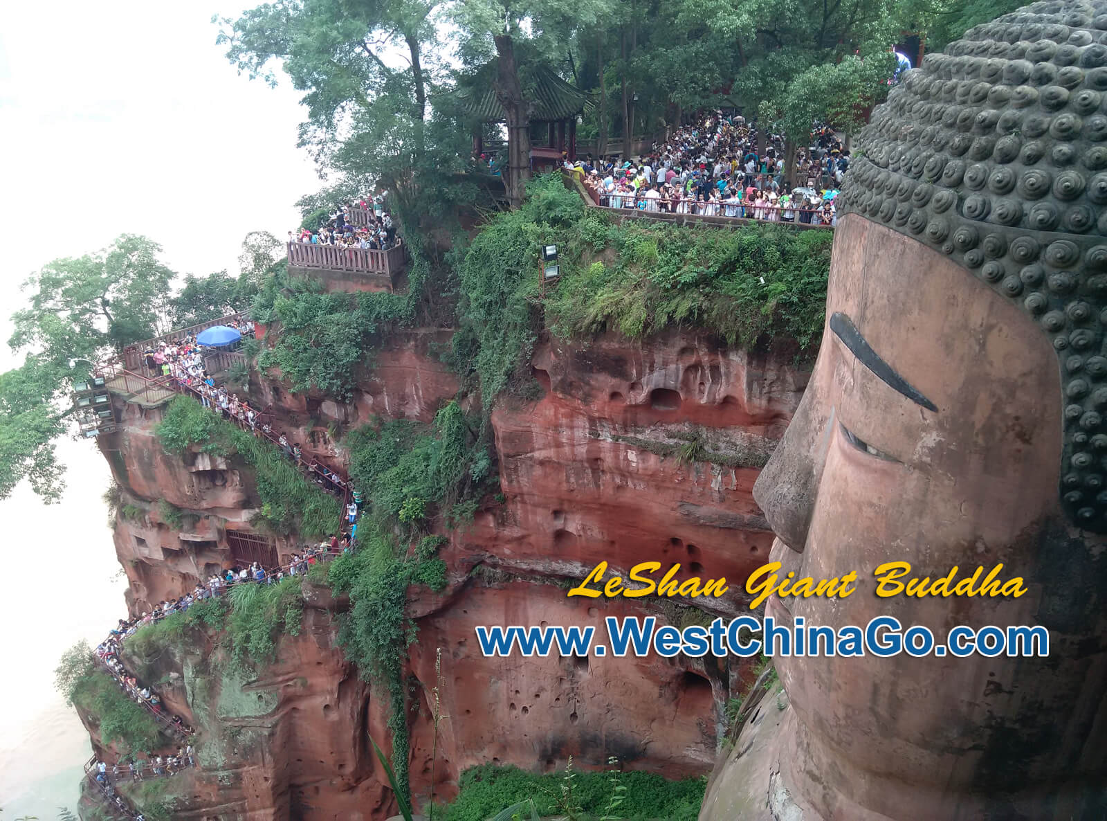 LeShan Giant Buddha Tour, Travel Guide, Day Tour